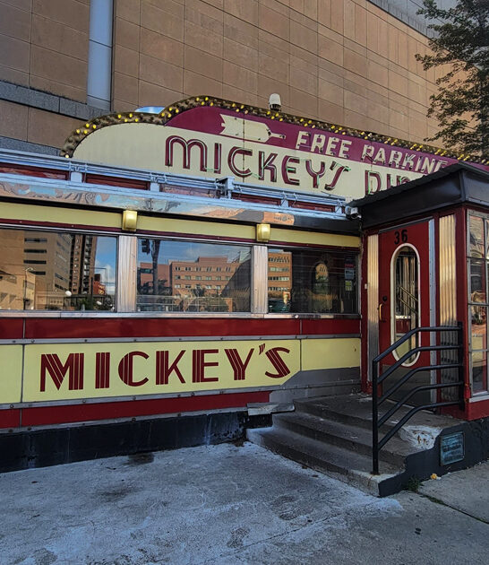 iconic minnesota apple pie ftr