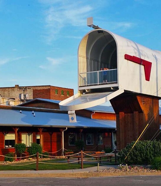 illinois roadside attraction adventure ftr