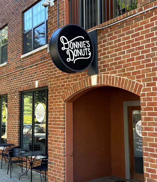 incredible donut spots georgia ftr