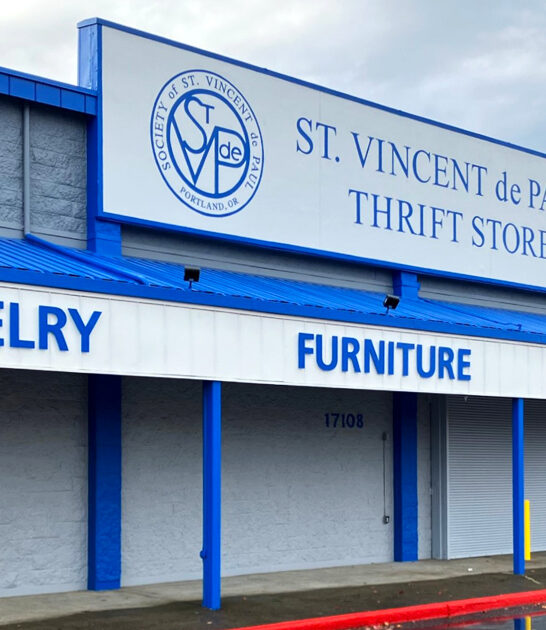 incredible secondhand store oregon ftr