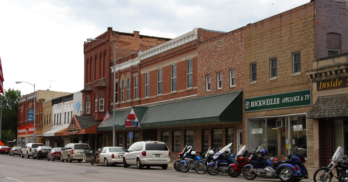 The Overlooked Town In Iowa Perfect For Retiring Without Breaking The Bank