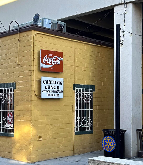 iowa burger dining restaurant ftr