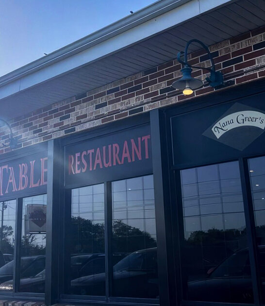 iowa cinnamon rolls eatery ftr