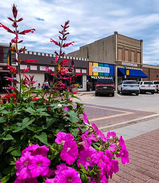 iowa gorgeous town social ftr