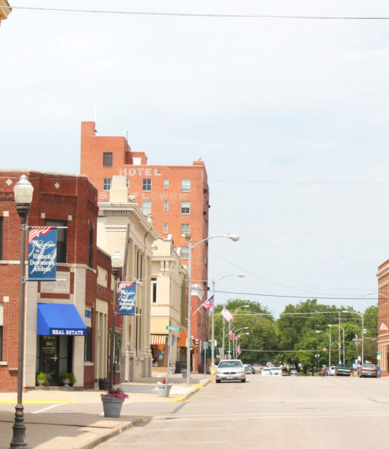 kansas retirees peaceful town ftr