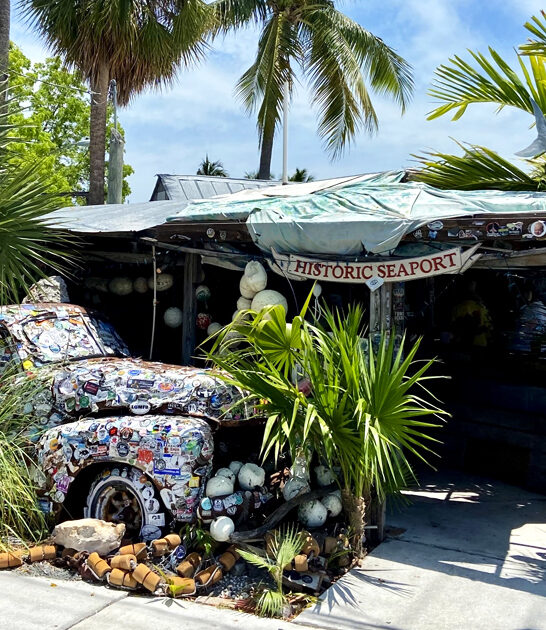 kitschy grouper restaurant florida ftr