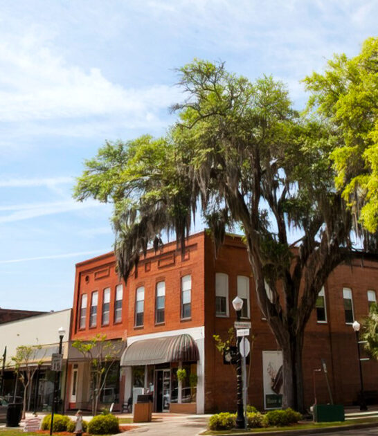 laid back florida town ftr