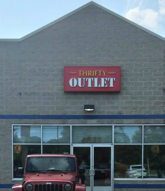 largest discount store michigan ftr