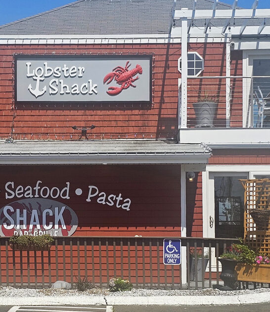 legendary seafood joint connecticut ftr