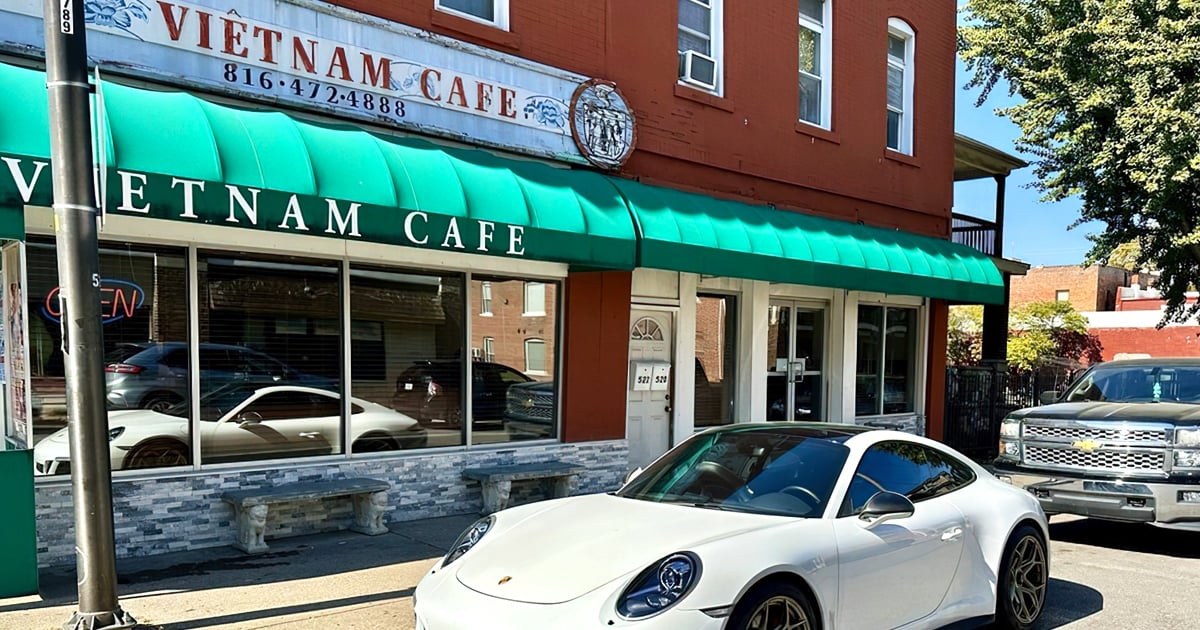 People Drive From All Over Missouri To Savor Hearty Meals At This Legendary Vietnamese Cafe