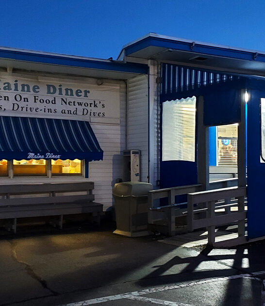 lobster rolls diner maine ftr