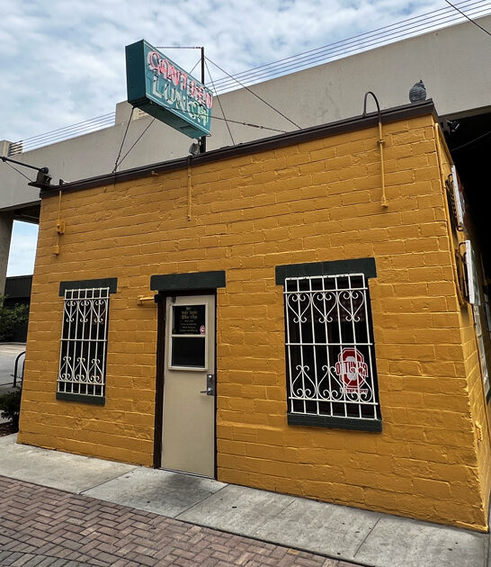 local iowa burger restaurant ftr