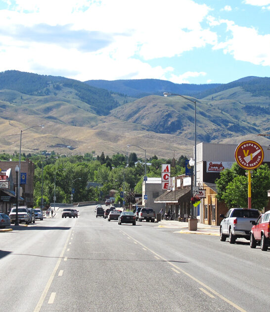 lovely mountain towns idaho ftr