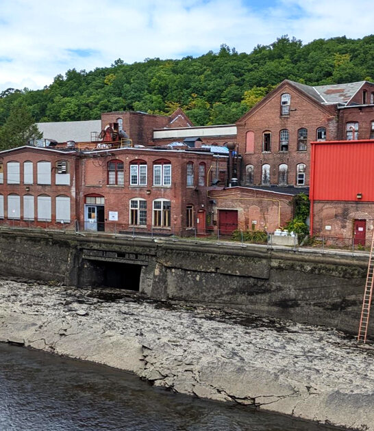 massachusetts river daytrip town ftr
