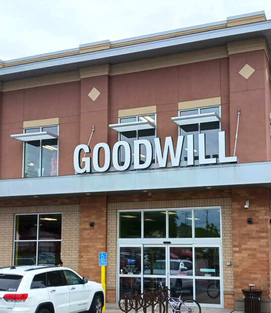 massive secondhand shop minnesota ftr