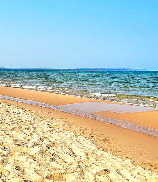 michigan beach lakefront location ftr