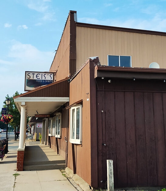 michigan restaurant chicken broasted ftr