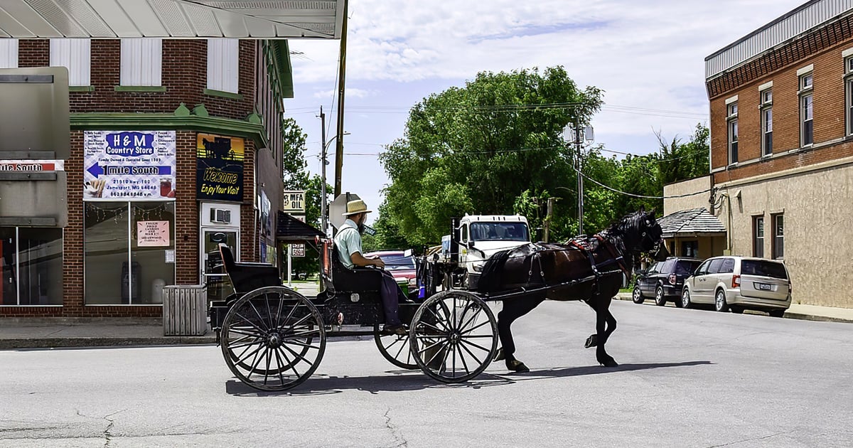 The Tiny Amish Town In Missouri That’s Perfect For A Weekend Getaway