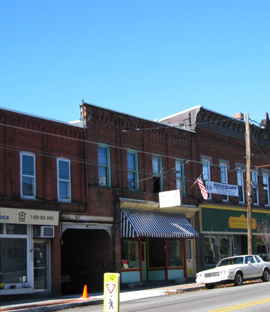 mountain town peaceful pennsylvania FTR