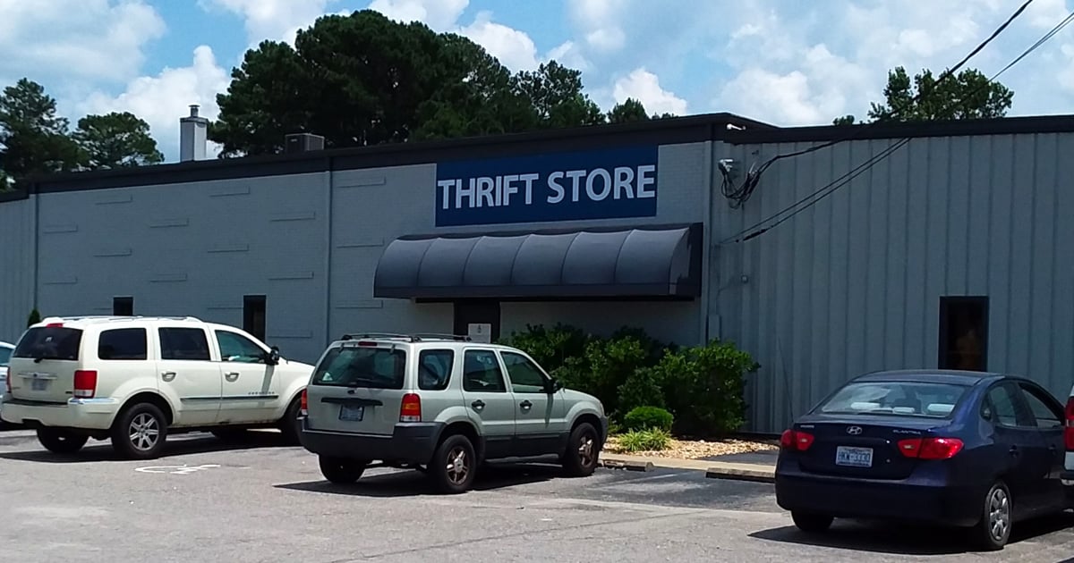 The Gigantic Thrift Store In North Carolina Where You Can Fill A Whole ...