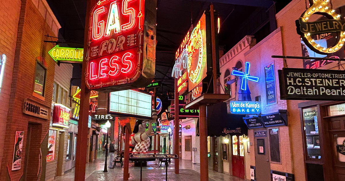This Nostalgic Sign Museum In Ohio Will Bring Back All Your Childhood ...
