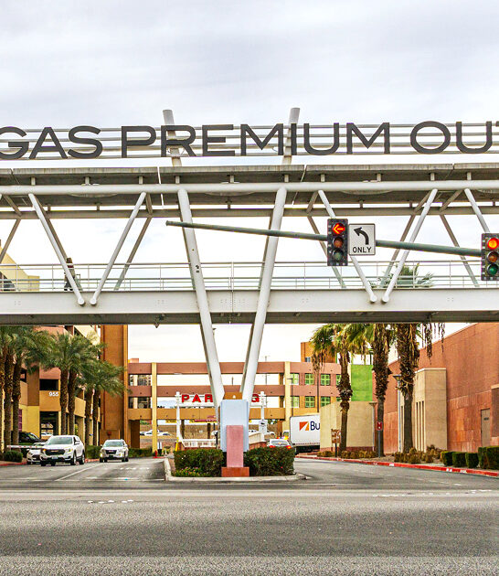 outlet mall nevada worth ftr