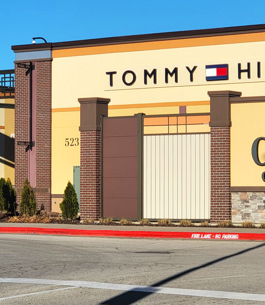 outlet massive mall iowa ftr