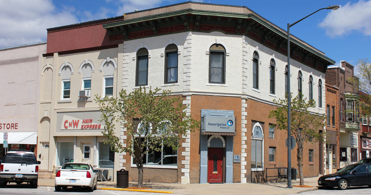 10 Peaceful Towns In Iowa So Affordable, You’ll Wonder Why You Didn’t ...