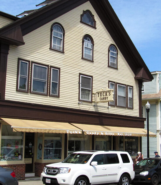 picturesque massachusetts small towns ftr