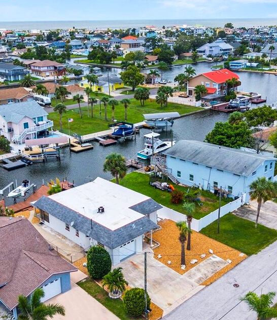 picturesque retreat town florida ftr