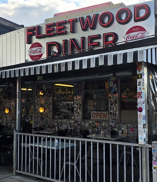 pleasing unassuming cafe michigan ftr