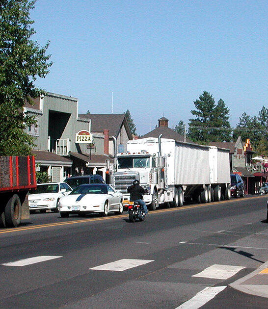 postcard worthy towns oregon ftr