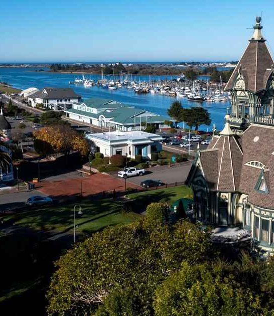 prettiest coastal cities california ftr