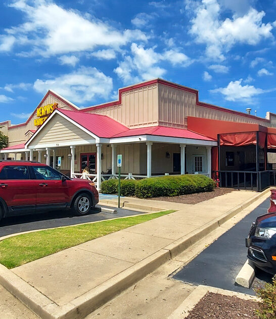 restaurant bbq nachos mississippi ftr