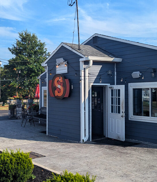 restaurant delicious burgers ohio ftr