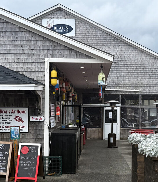 restaurant maine roll lobster ftr