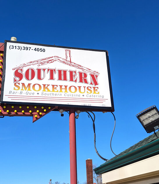 restaurant michigan serves food ftr