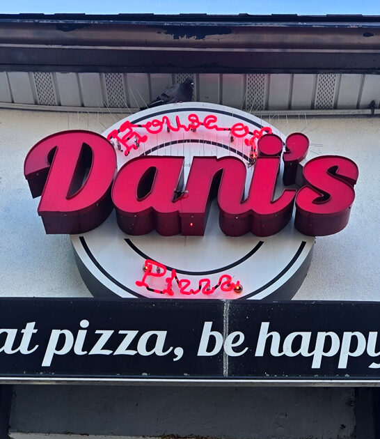 restaurant new york pizza FTR