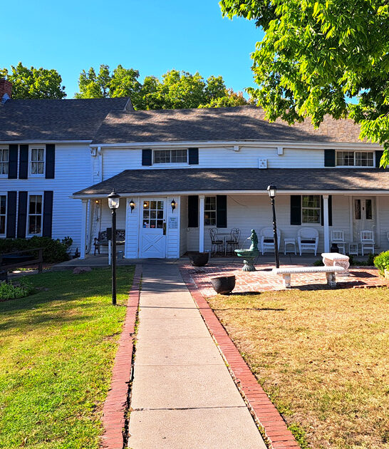 restaurants missouri lickin chicken ftr