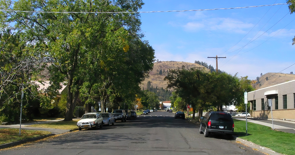 10 Small Towns In Oregon Where Life’s Simple, Rent’s Cheap, And People ...