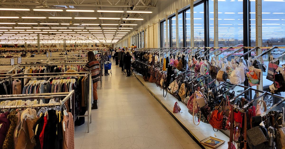 9 Massive Thrift Stores In Ohio That’ll Make You Rethink What $25 Can Buy