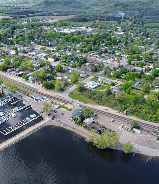 stunning-wisconsin-river-town ftr