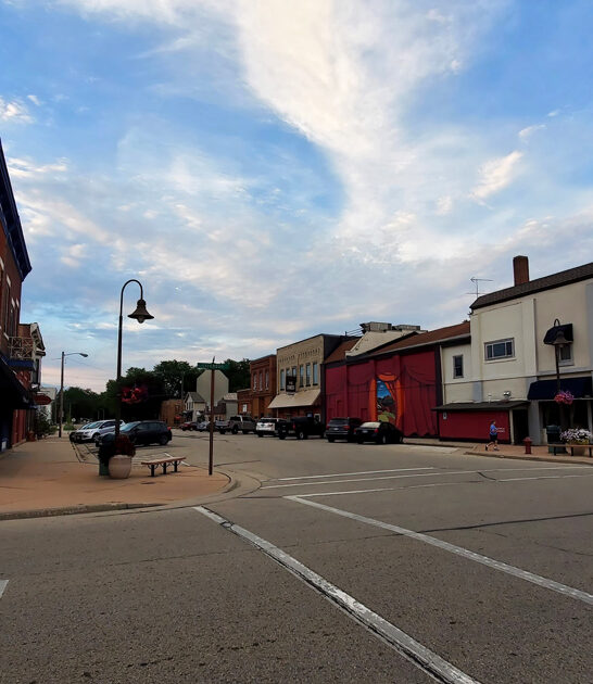 superb charming town wisconsin ftr