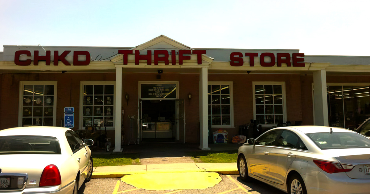 The Enormous Thrift Store In Virginia Where You Can Lose Yourself For Hours