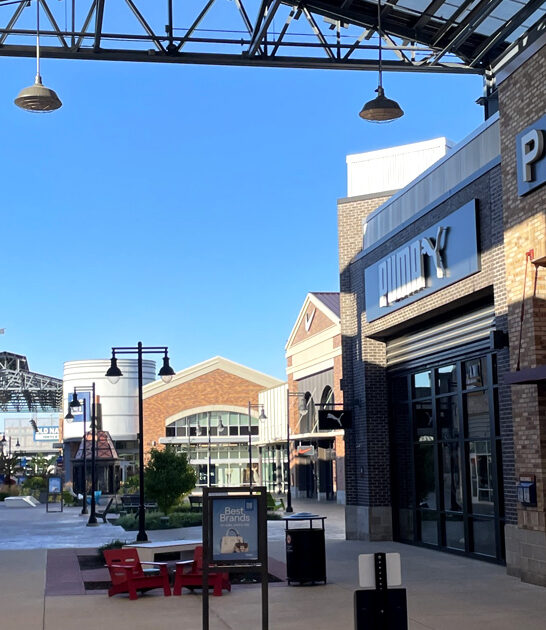 top massive malls michigan ftr