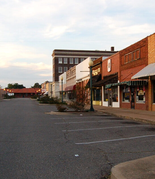 towns arkansas retire comfortable FTR