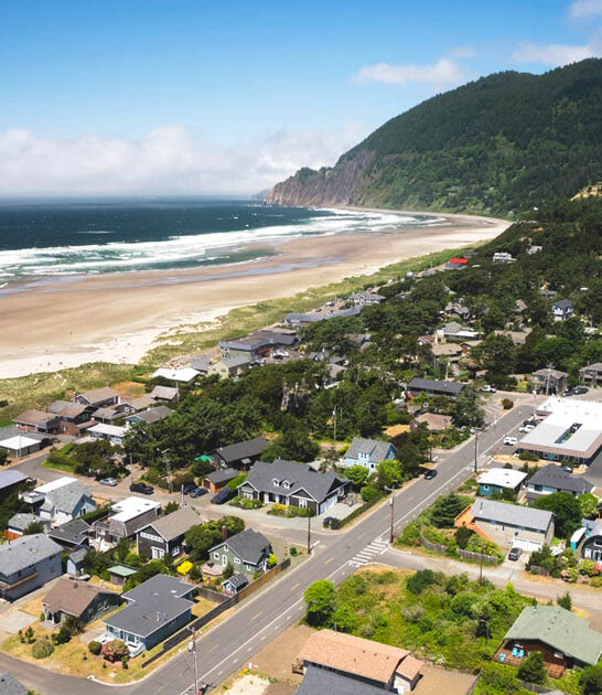 towns oregon gorgeous beach ftr