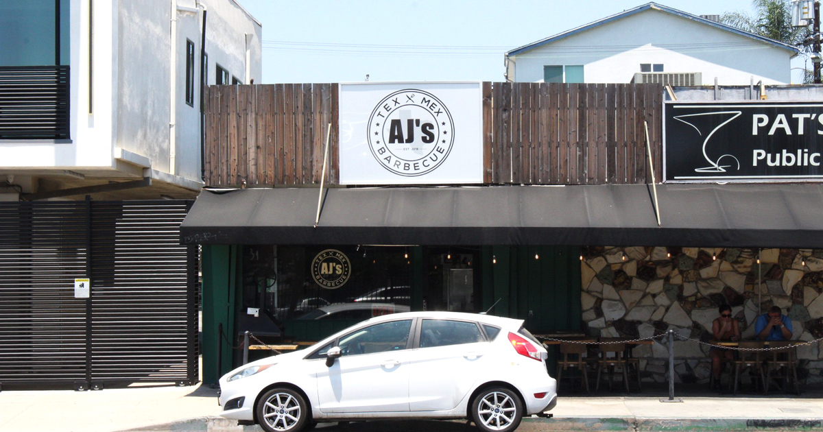 The Best Tri Tip In California Is Hiding Inside This Pint-Sized BBQ Joint