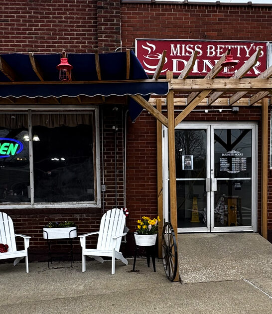 unassuming breakfast restaurants kentucky ftr