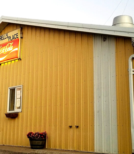 unassuming chicken sandwich iowa ftr